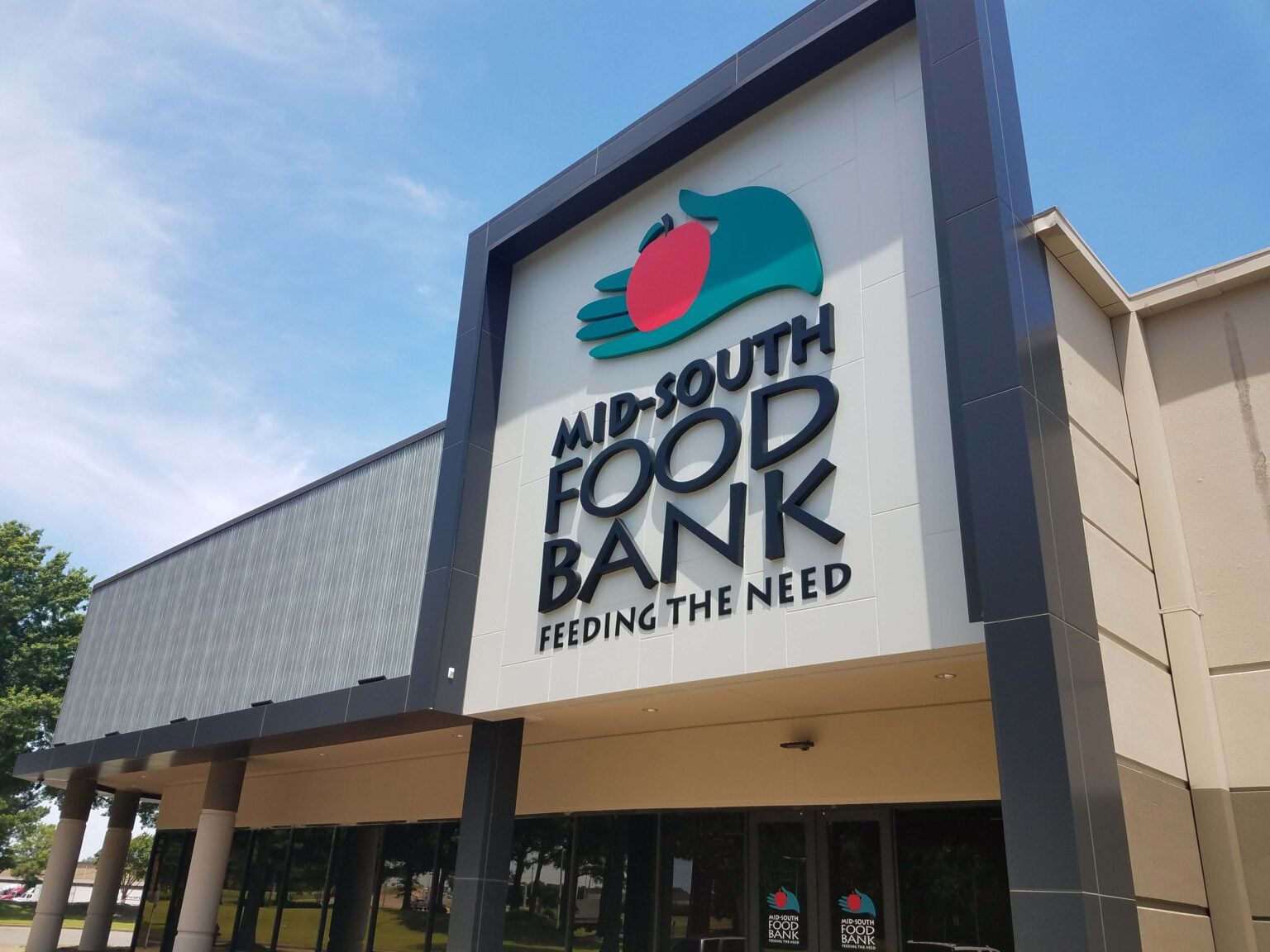 Food Pantry Near Me: Memphis Food Banks & Assistance