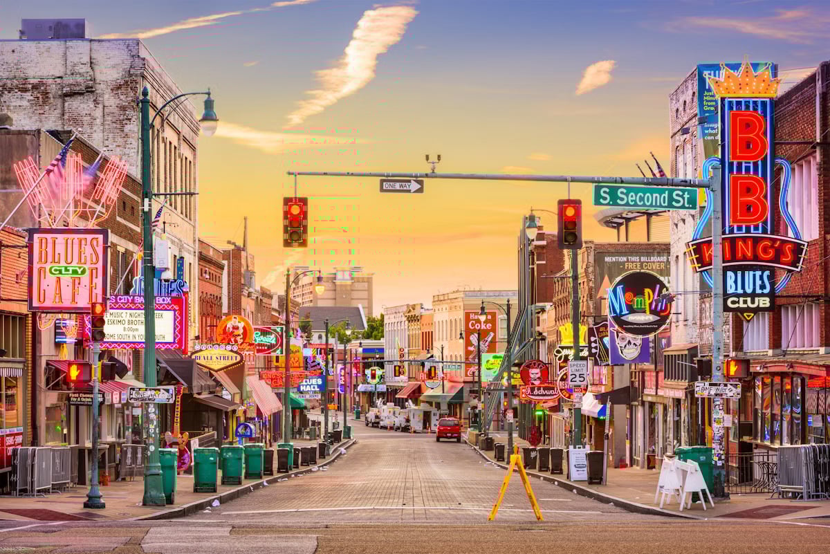 J Howell’s Story: Singer, Songwriter, and Soulful Voice